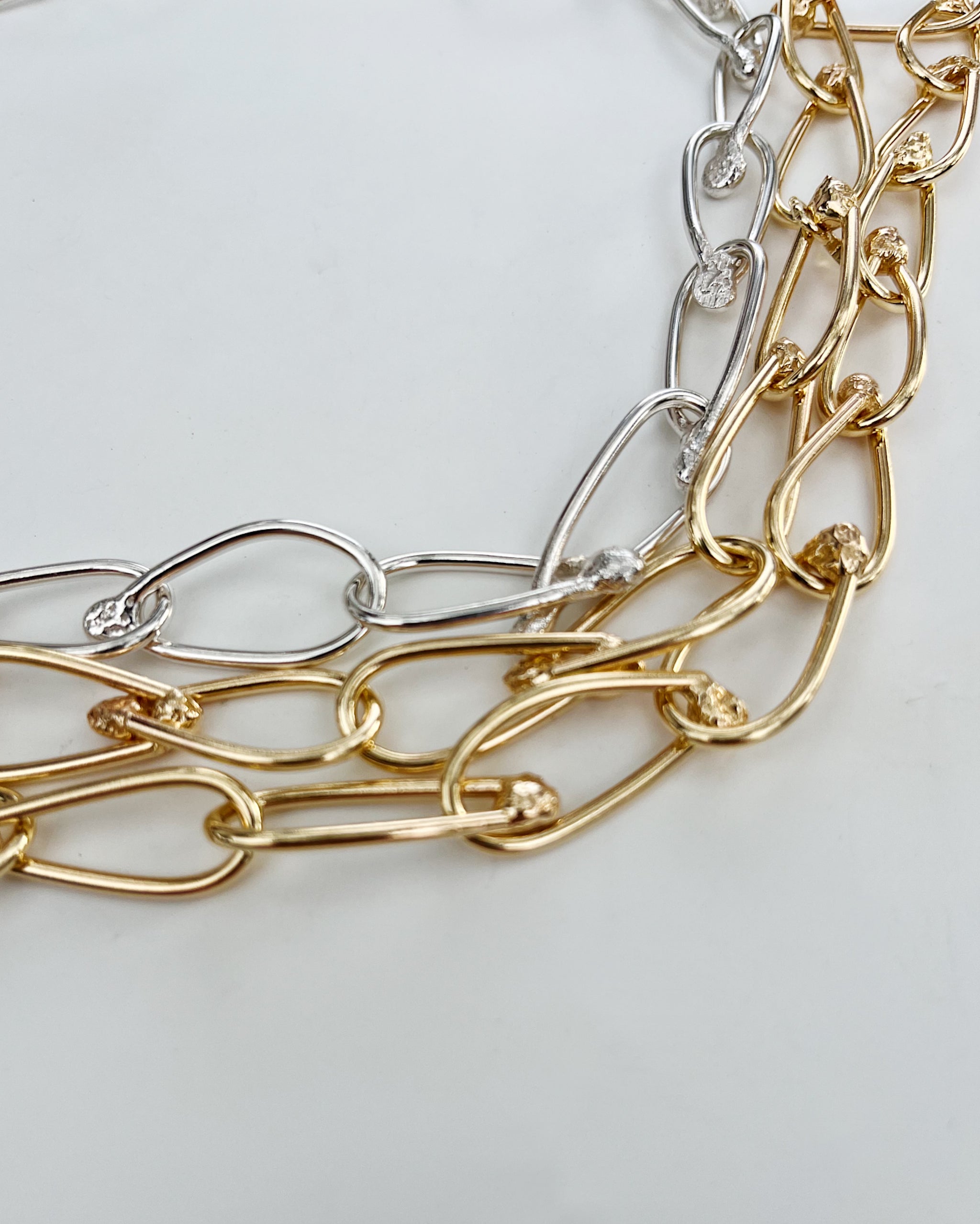 Floating chain necklace – Mckinley Mizar
